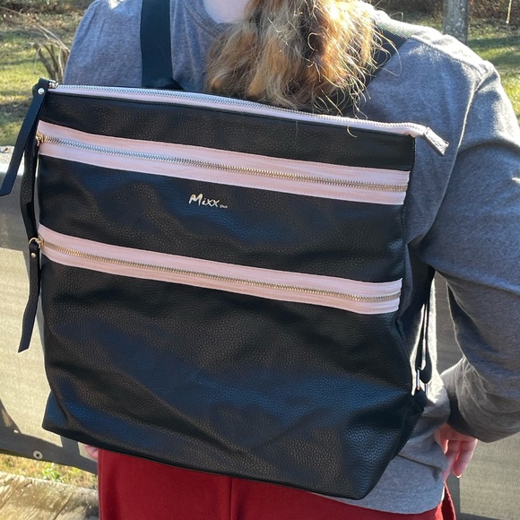 Mixx Shuz | Bags | Cute And Convenient Backpack Purse By Mixx Shuz ...